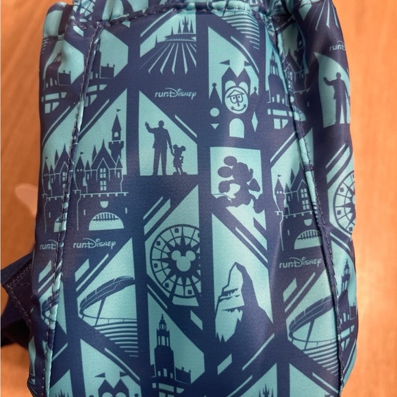 lug | Bags | Disney 225 Disneyland Rundisney Half Marathon Weekend Lug ...